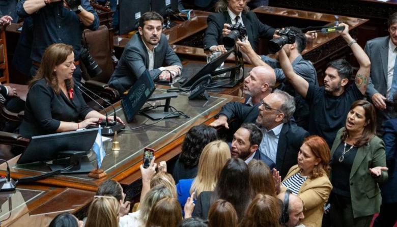 Ayer En El Congreso Se Vivió Un Verdadero Bochorno Jxc Se Fue Del